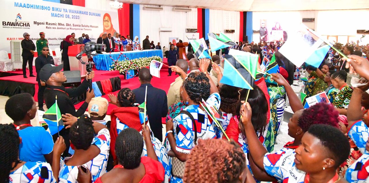 Mbowe afunguka mazito mbele ya Rais Samia | JAMHURI MEDIA Mbowe afunguka mazito mbele ya Rais Samia | JAMHURI MEDIA