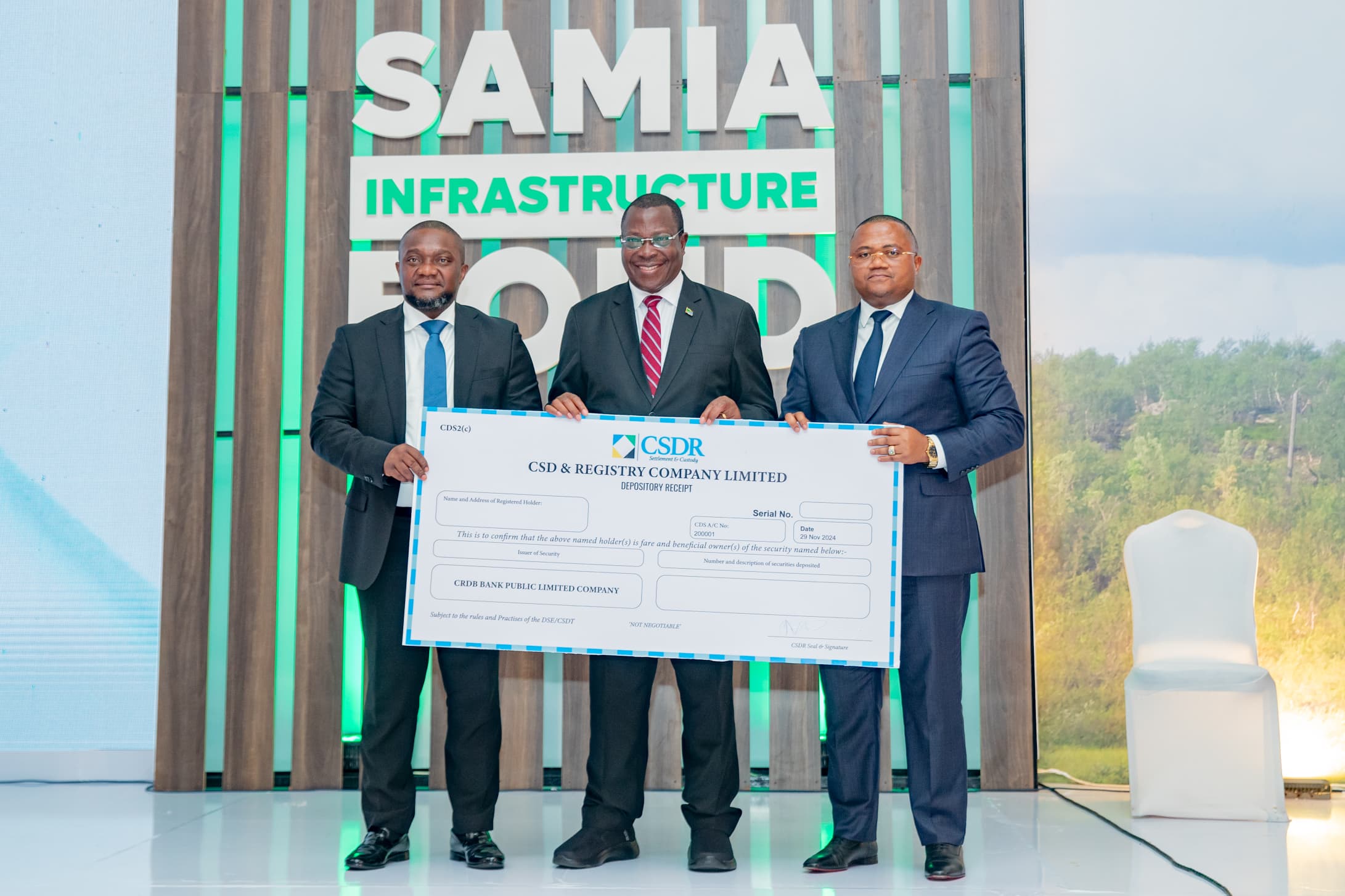 Dkt. Mpango aipongeza Benki ya CRDB kuzindua Hatifungani ya ‘Samia ... Dkt. Mpango aipongeza Benki ya CRDB kuzindua Hatifungani ya ‘Samia ...